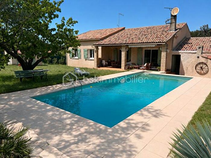 Maison 8 pièces à vendre à Mimet