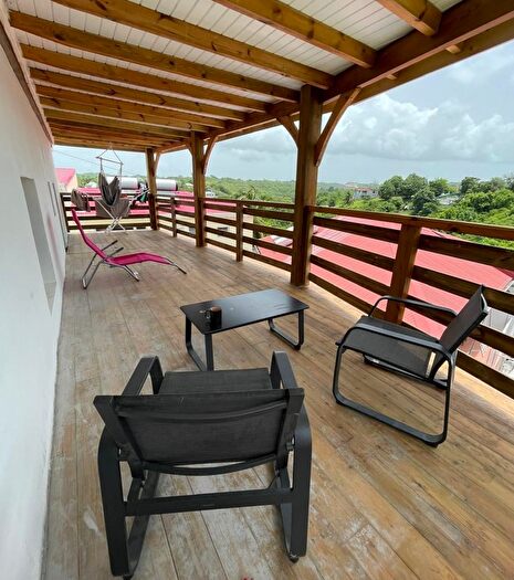 Maison 4 pièces à Le Gosier, à vendre