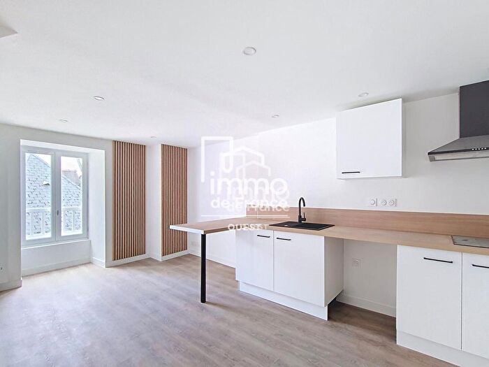 Appartement à louer - Mayenne, Sud Est - 2 pièces - 1 chambre
