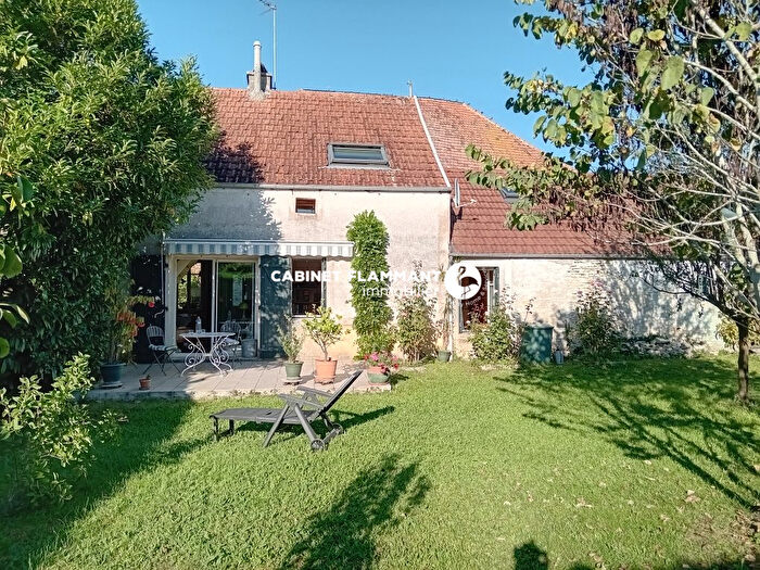 Maison à vendre - Étivey - 5 pièces - 4 chambres