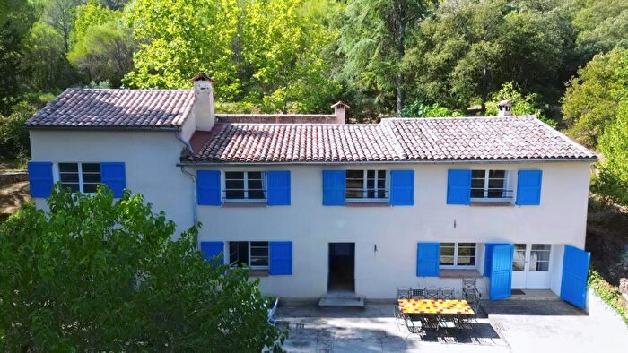 Salernes - Maison 7 pièces à vendre