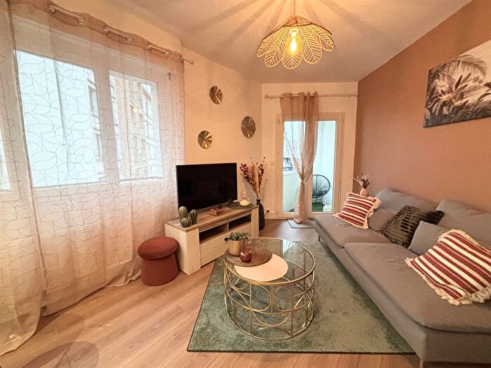 Appartement à louer - Clermont-Ferrand, Oradou - 2 pièces - 1 chambre