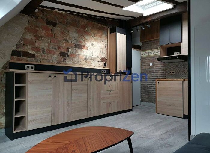 Appartement à louer - Lorette-Martyrs, Paris ème arrondissement - 1 pièce