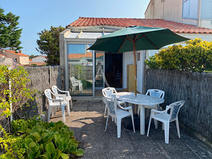 Maisons à vendre et appartements à louer - 1