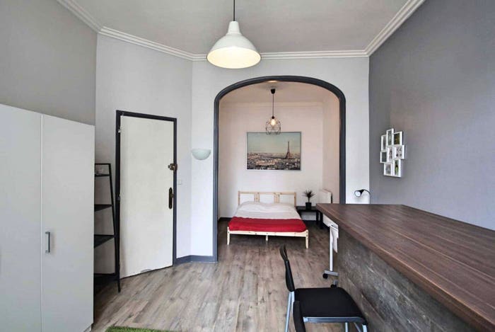 Cinq Avenues, Marseille 4ème arrondissement - Appartement 1 pièce à louer