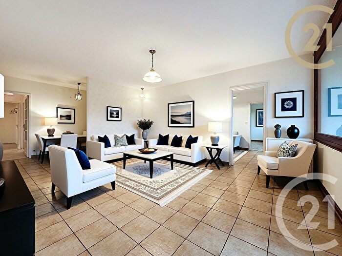 Appartement à vendre - Montélimar, Sarda la Dame, Nitrière, Gondole - 6 pièces - 3 chambres