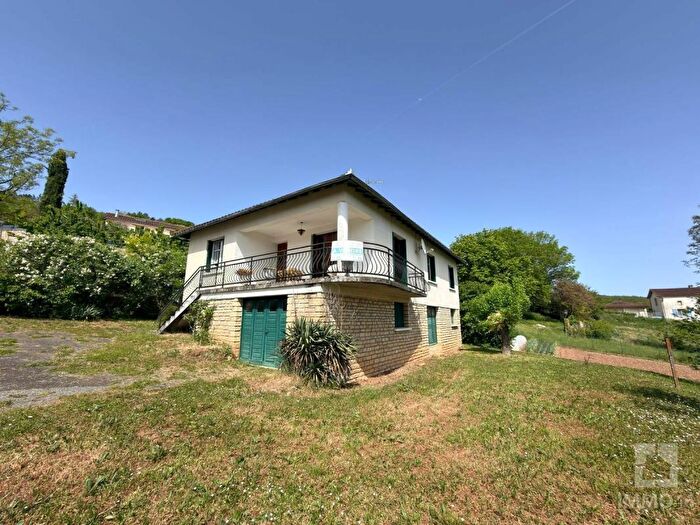 Maison 5 pièces à Espère, à vendre