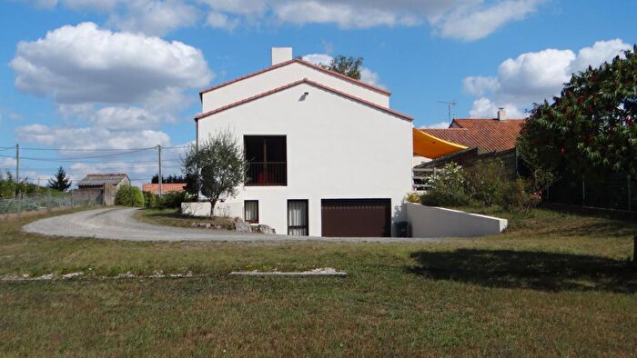 Maisons à vendre et appartements à louer - 1