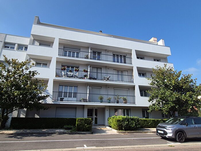 Appartement à vendre - Fontaine-lès-Dijon - 5 pièces - 3 chambres