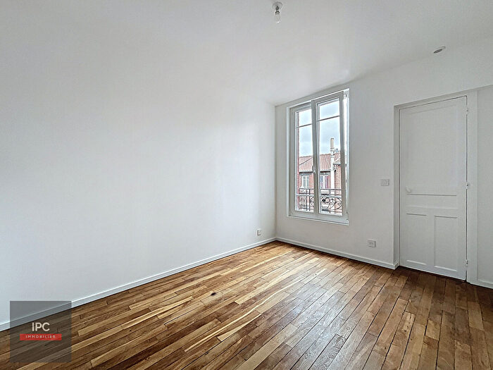 Appartement à louer - Clichy, République, Victor Hugo - 2 pièces - 1 chambre