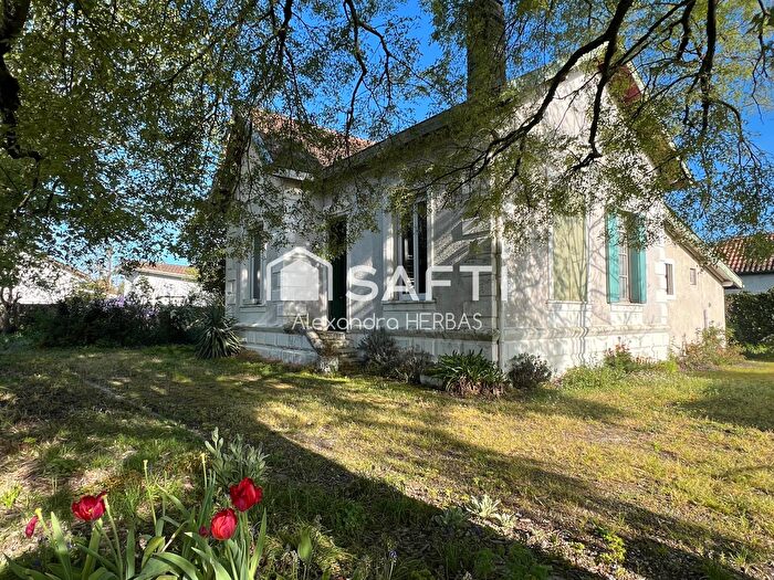 Maison à vendre - Pessac, Le Monteil - 4 pièces - 2 chambres