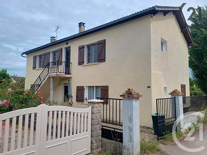 Maison à vendre - Pontigny - 10 pièces - 6 chambres