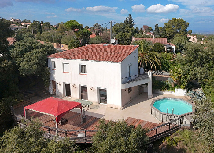 Maison 4 pièces à Fréjus, Saint-Aygulf, à vendre