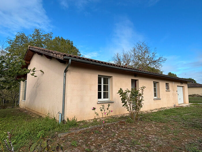 Sauveterre-de-Guyenne : Maison 3 pièces à louer