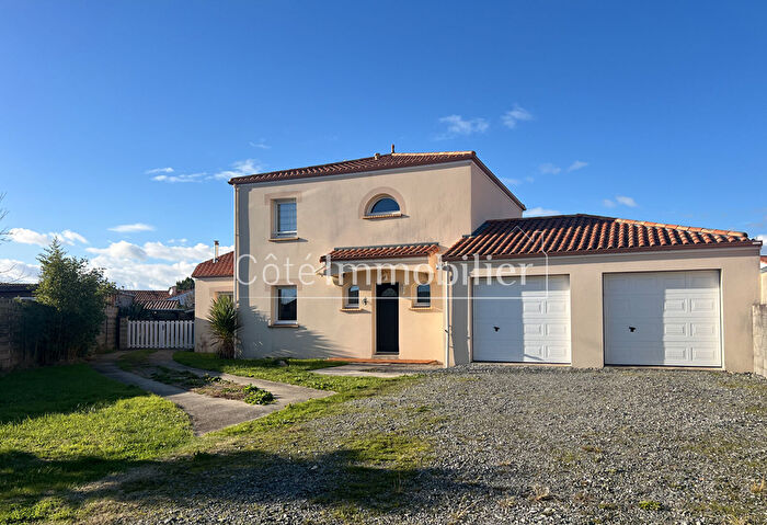 Maison à vendre - Saint-Michel-Chef-Chef - 6 pièces - 4 chambres