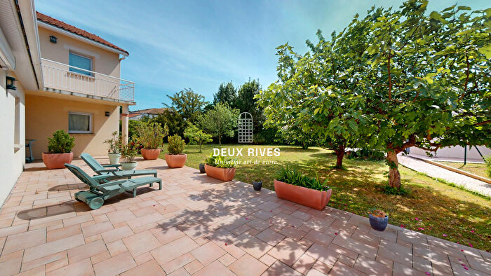 Maison à vendre - Saint-Philbert-de-Grand-Lieu - 10 pièces - 7 chambres