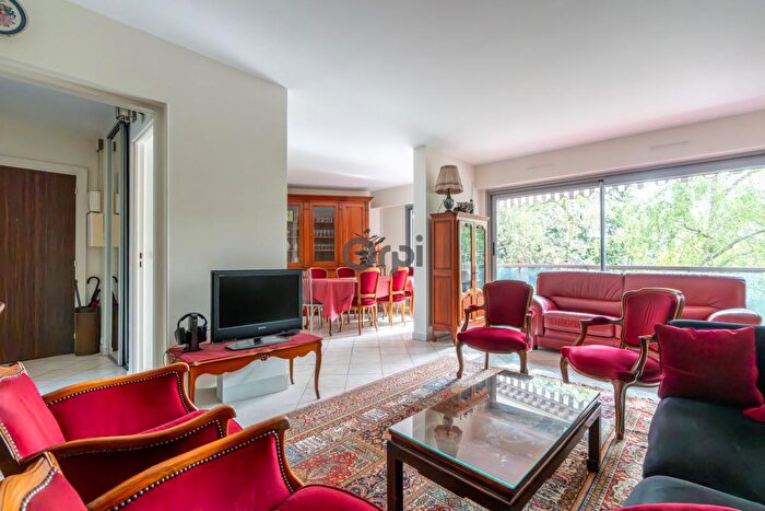Saint-Maurice, Ecluse : Appartement 4 pièces à vendre