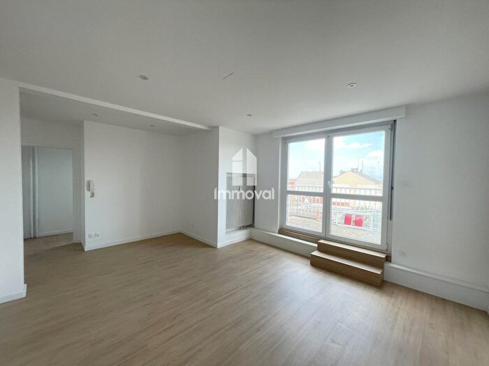 Appartement à louer - Strasbourg, Cronenbourg - 1 pièce