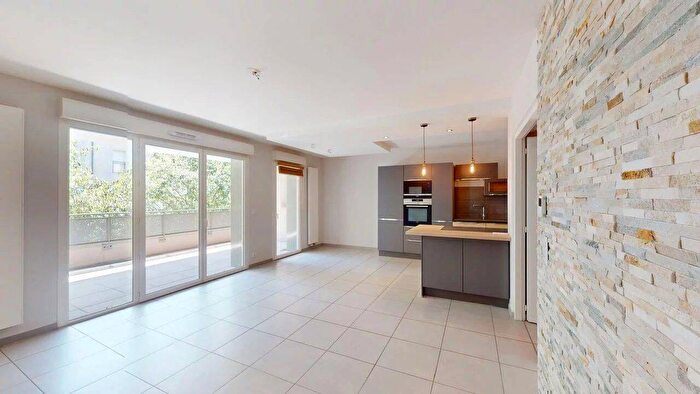 Sud Ouest, Saint-Julien-en-Genevois - Appartement 4 pièces à louer