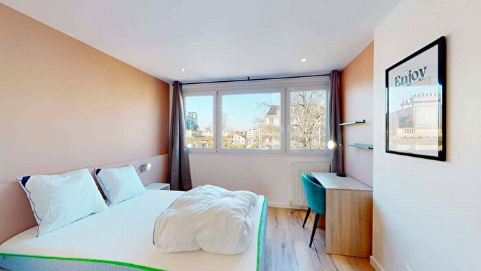 Appartement à louer - Saint Maurice-Pellevoisin, Lille - 1 pièce