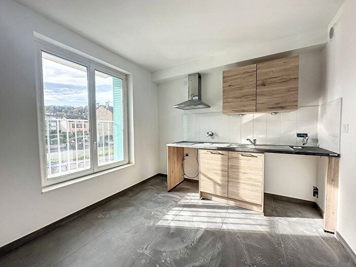 Appartement à louer - Oiselet la Grive, Bourgoin-Jallieu - 3 pièces - 2 chambres