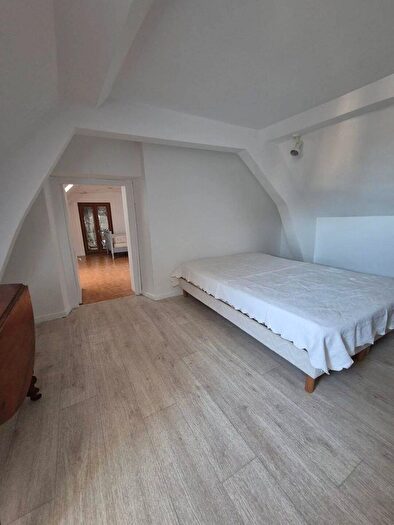 Appartement 4 pièces à Ouest RN, Écommoy, à louer