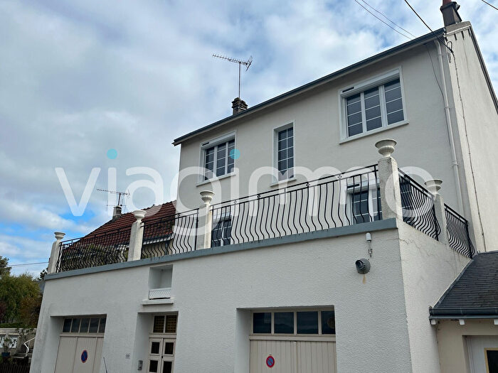 Maison à vendre - Loches - 7 pièces - 5 chambres