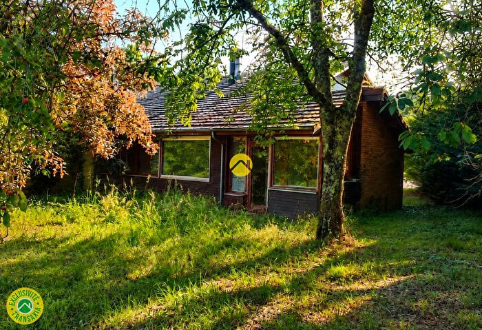 Maison 5 pièces à Levet, à vendre
