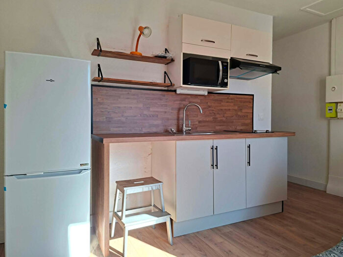 Appartement 2 pièces à louer à Nîmes, Feuchères