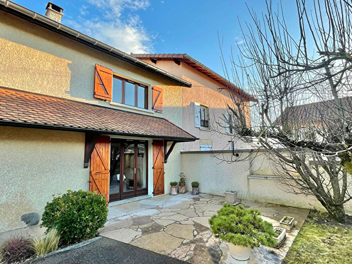 Appartement à vendre - Meyrié - 3 pièces - 2 chambres