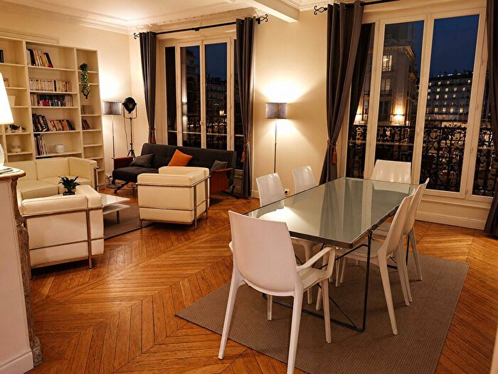 Dupleix-Motte Picquet, Paris 15ème arrondissement : Appartement 3 pièces à louer