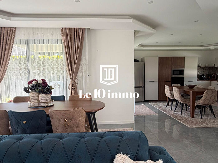 Maison 8 pièces à Sautron, à vendre