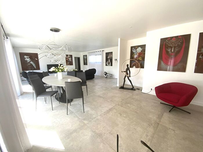 Maison 5 pièces à vendre à Puceul