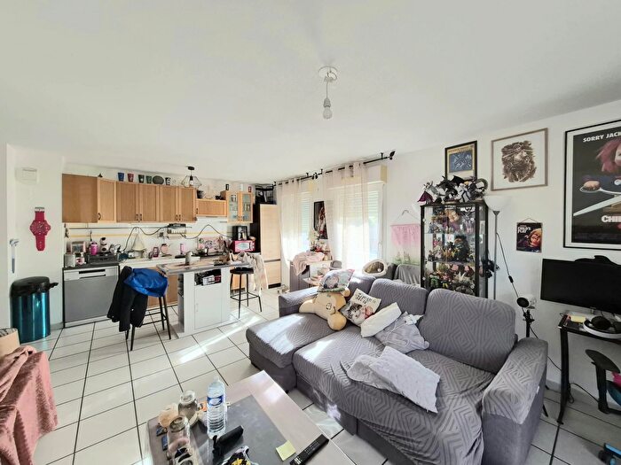 Narbonne, Cité : Appartement 3 pièces à vendre