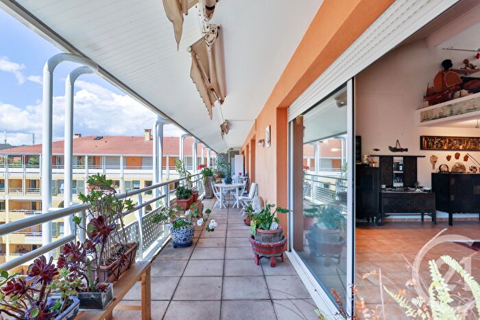 Appartement à vendre - Nice, Le Port - 5 pièces - 3 chambres