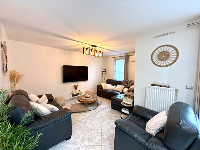 Maison à vendre - Bondy - 5 pièces - 4 chambres