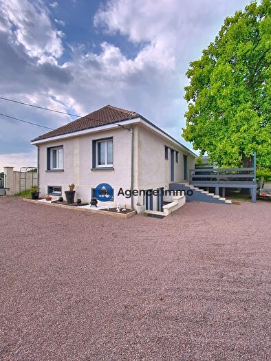 Maison à vendre - Savigné-sur-Lathan - 7 pièces - 4 chambres