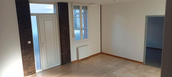 Appartement 3 pièces à postalCode, à louer