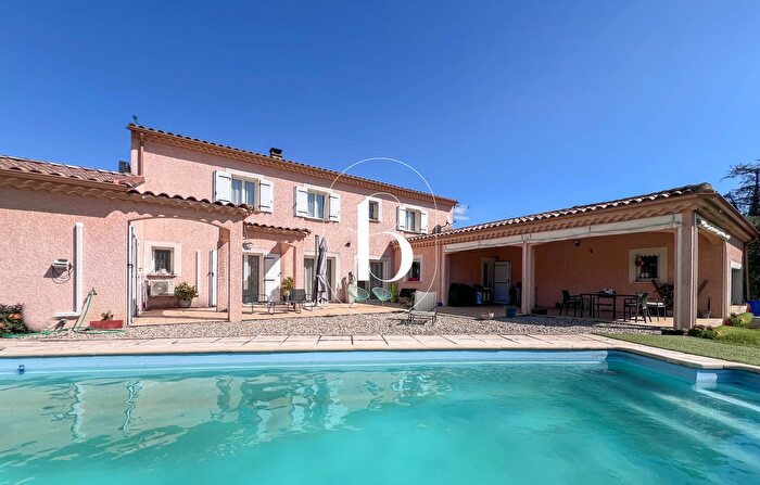 Maison à vendre - Salazac - 9 pièces - 6 chambres