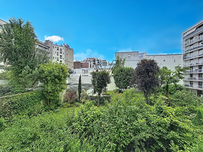 Paris 11ème, Belleville, Saint-Maur : Appartement 3 pièces à vendre