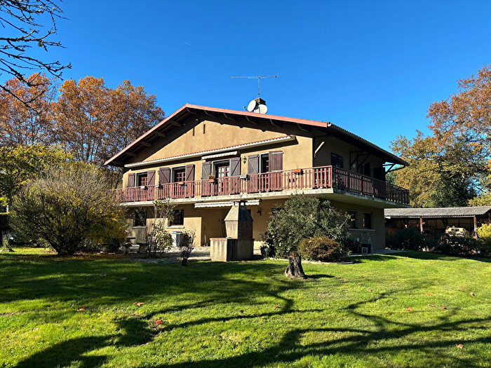 Maison à vendre - Lestelle-de-Saint-Martory - 8 pièces - 5 chambres