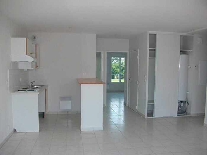 Appartement 3 pièces à La Chapelle-Bouëxic, à louer