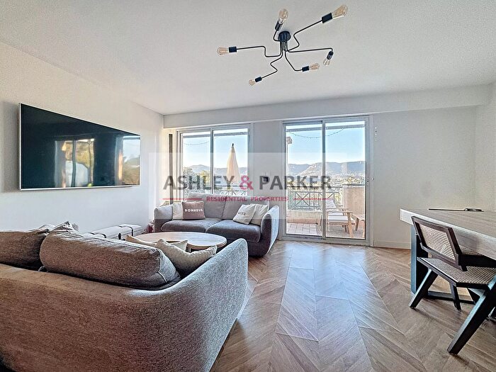 Appartement à vendre - Nice, Saint-Antoine - 3 pièces - 2 chambres