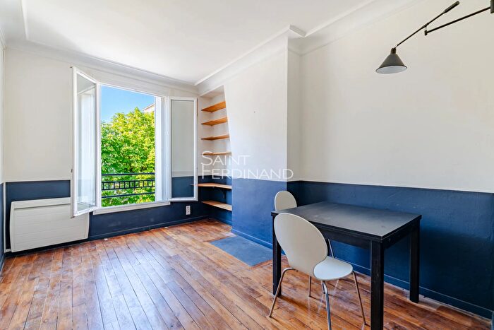 Paris 17ème, La Fourche, Guy Moquet - Appartement 2 pièces à vendre