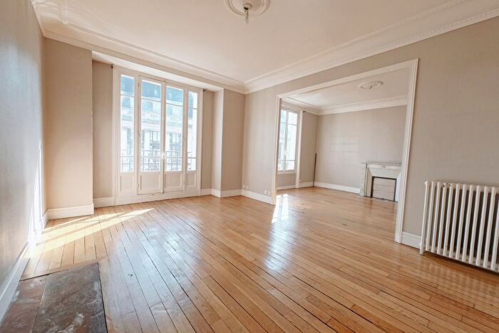 Appartement à louer - Saint-Maur-des-Fossés, Adamville - 6 pièces - 4 chambres