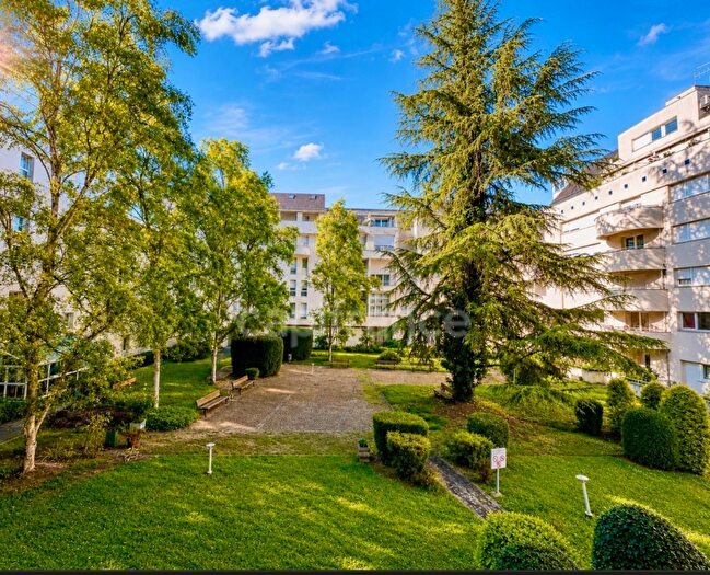 Appartement 5 pièces à Épernay, Centre-ville, à vendre