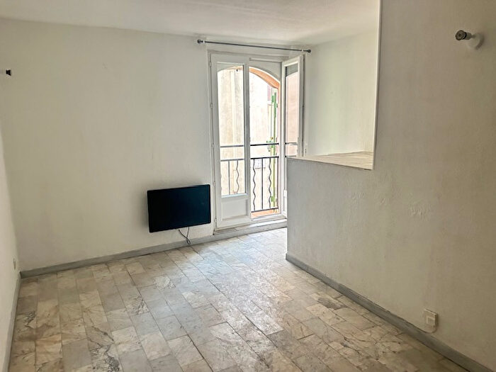 Appartement à louer - Aubagne, Centre-ville, Beaumond - 2 pièces - 1 chambre