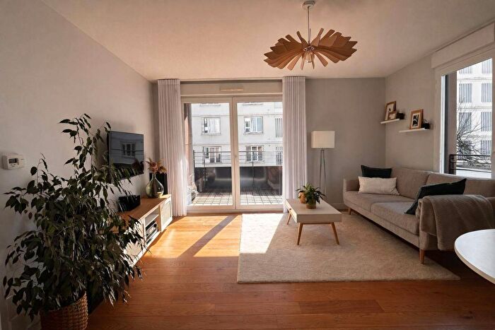 Appartement à louer - Centre Ville, Tassin-la-Demi-Lune - 2 pièces - 1 chambre