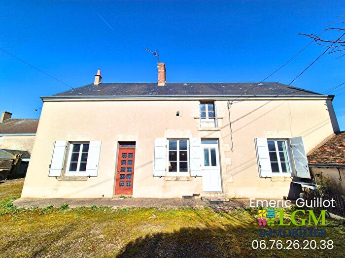Maison à vendre - La Chapelle-Saint-Martin-en-Plaine - 5 pièces - 4 chambres