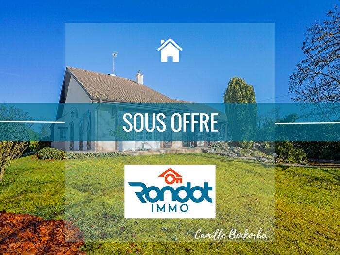 Maison à vendre - Savigny-le-Sec - 6 pièces - 4 chambres